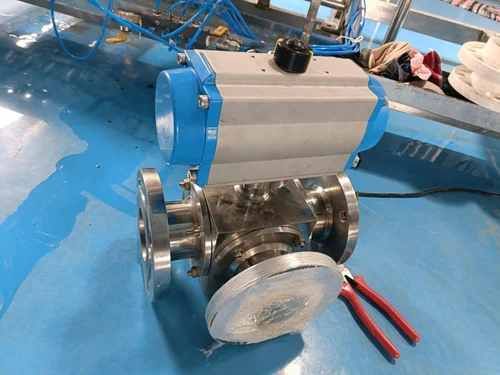 CF8 3 Way Pneumatic Floating Ball Valve 50 Mm to 1200 Mm at Rs 6700 in ...