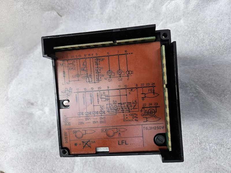 Siemens Gas Burner Sequence Controller, Color : Black at Rs 25000 in ...